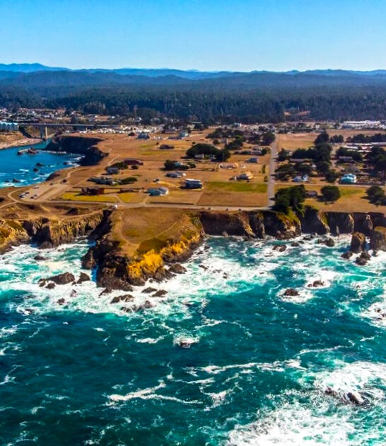 seaside towns dreamy california ftr