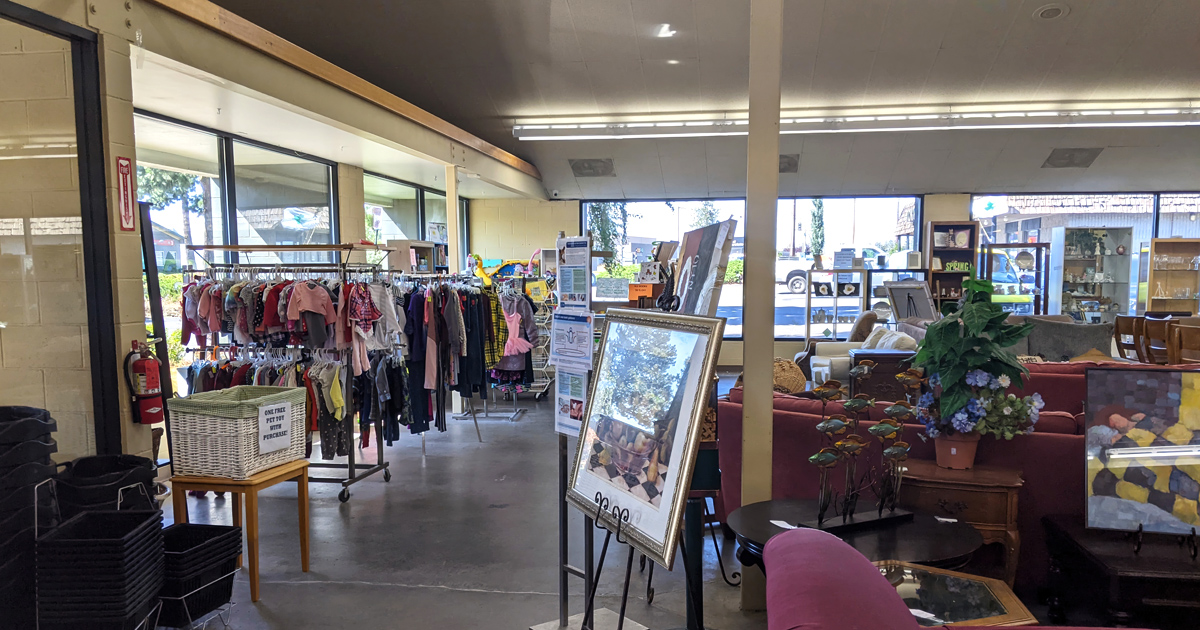 The Massive Secondhand Shop In Oregon That Bargain Hunters Say Is ...