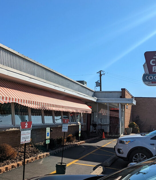 secret restaurant illinois chicken ftr