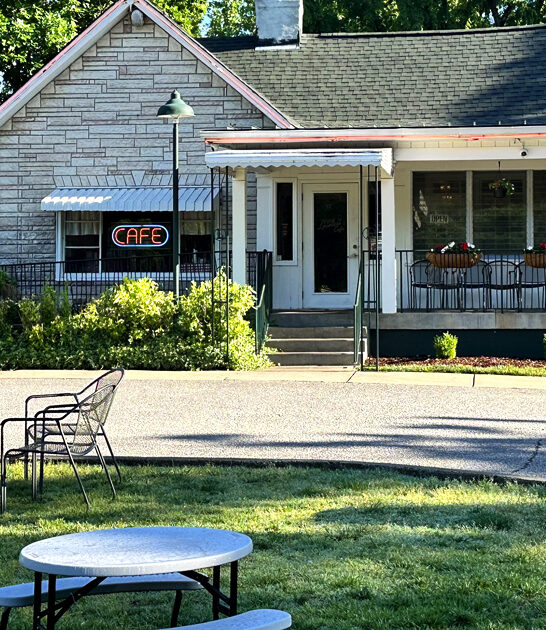 southern gravy biscuits cafe ftr