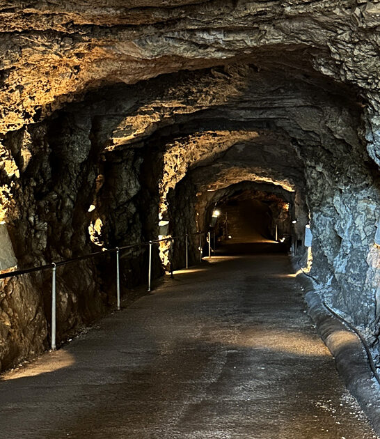 texas surreal stunning cave ftr