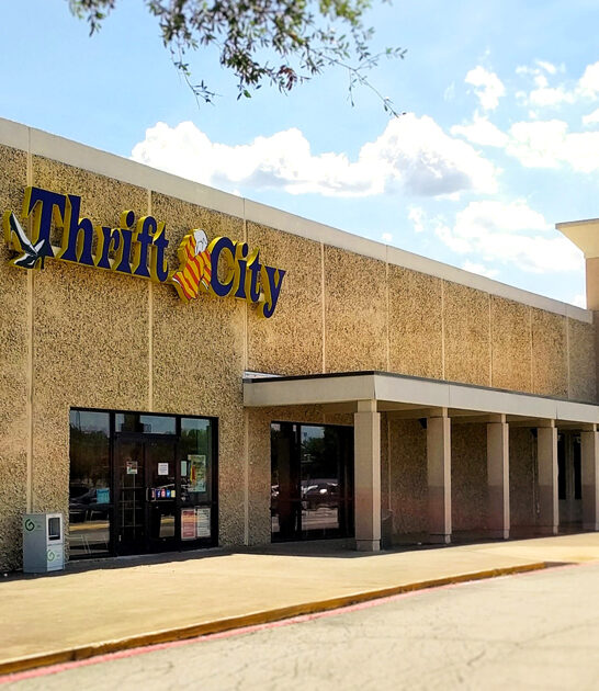 texas thrift store shopping ftr