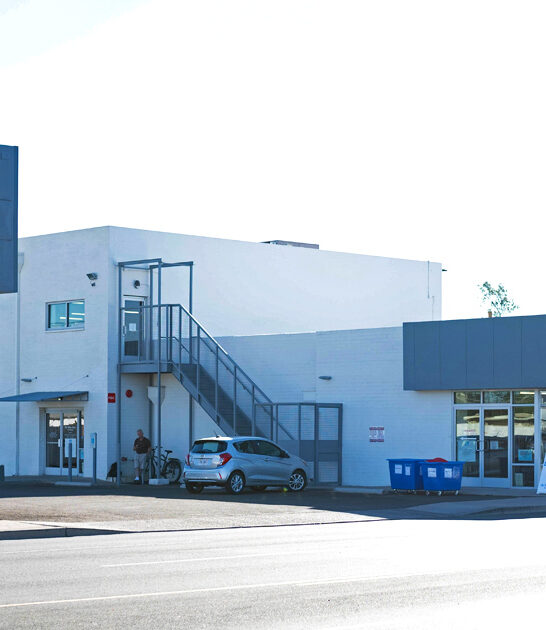 thrift gigantic stores arizona ftr