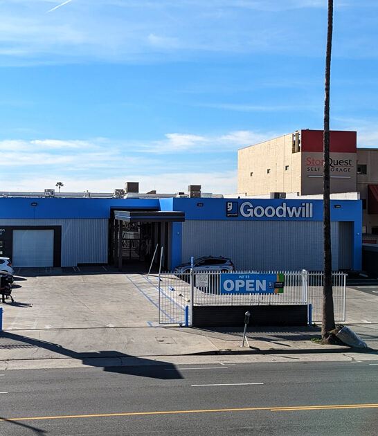 thrift gigantic stores california ftr