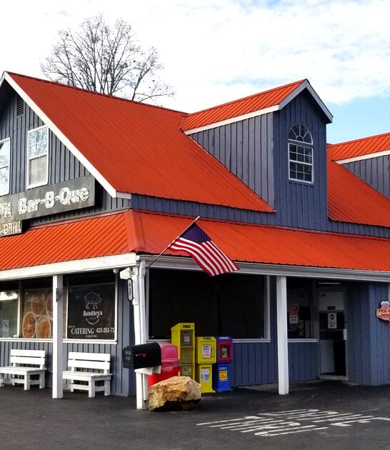 town bbq joint tennessee ftr