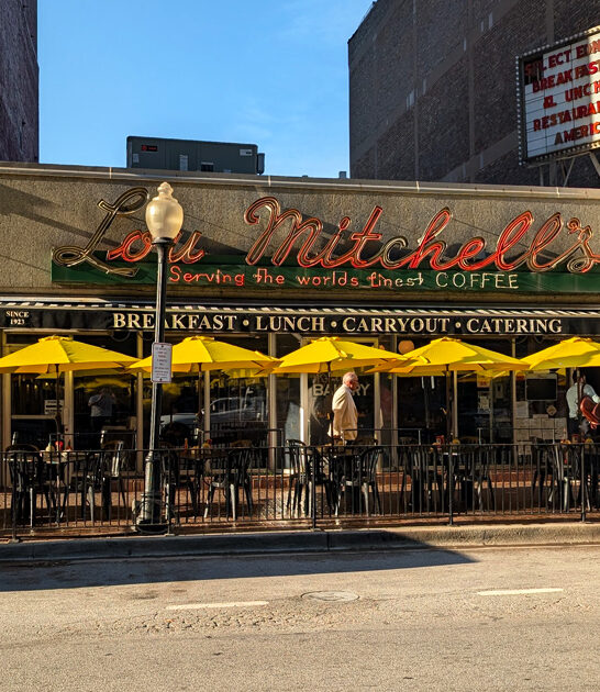 unassuming breakfast joints illinois ftr