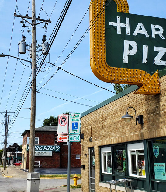 underrated delicious pizzerias illinois ftr