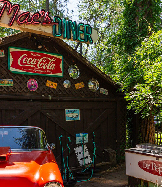 vintage diner oregon burger ftr