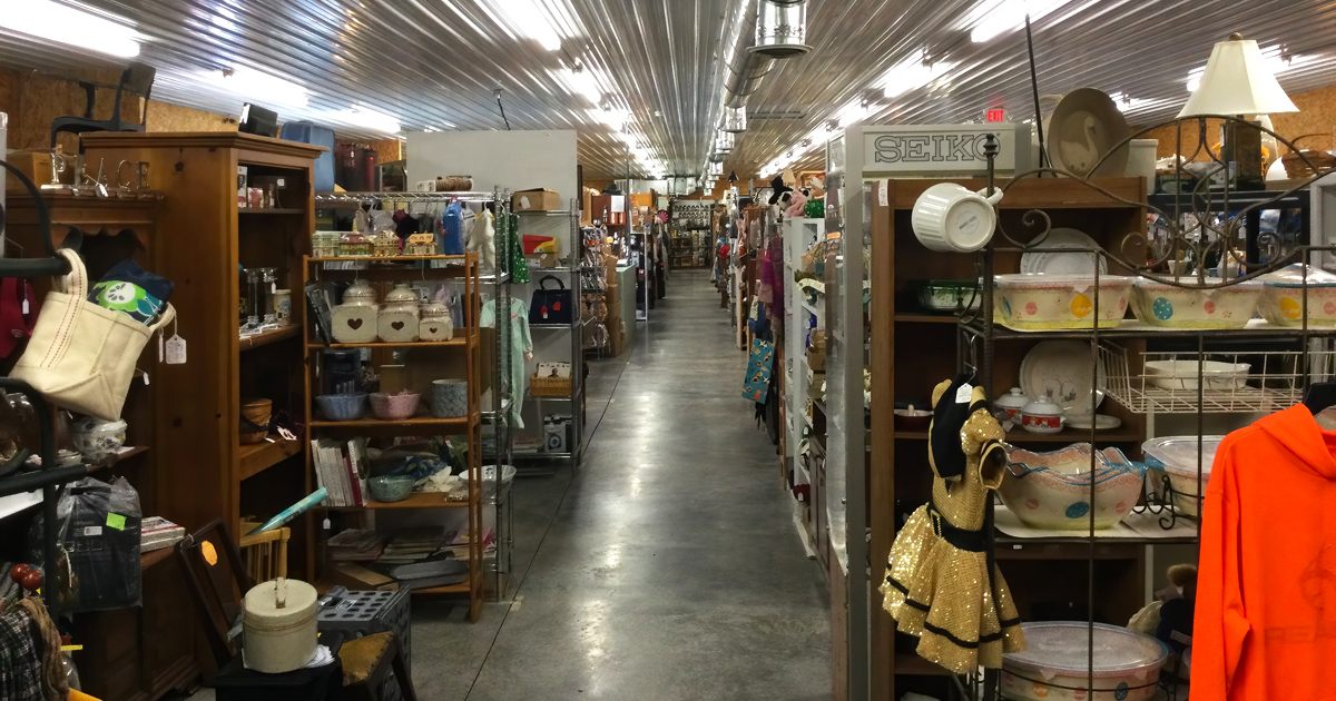 9 Massive Flea Markets In Virginia Where You Can Fill A Trunk For Under $40