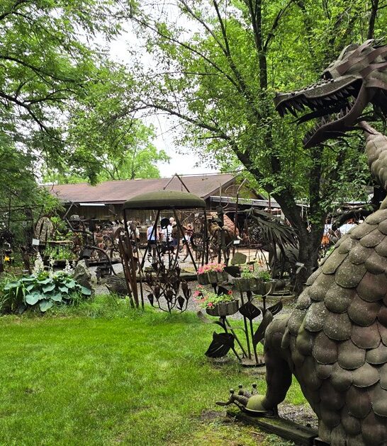 wisconsin fascinating art garden ftr