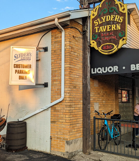 wood paneled tavern ohio ftr