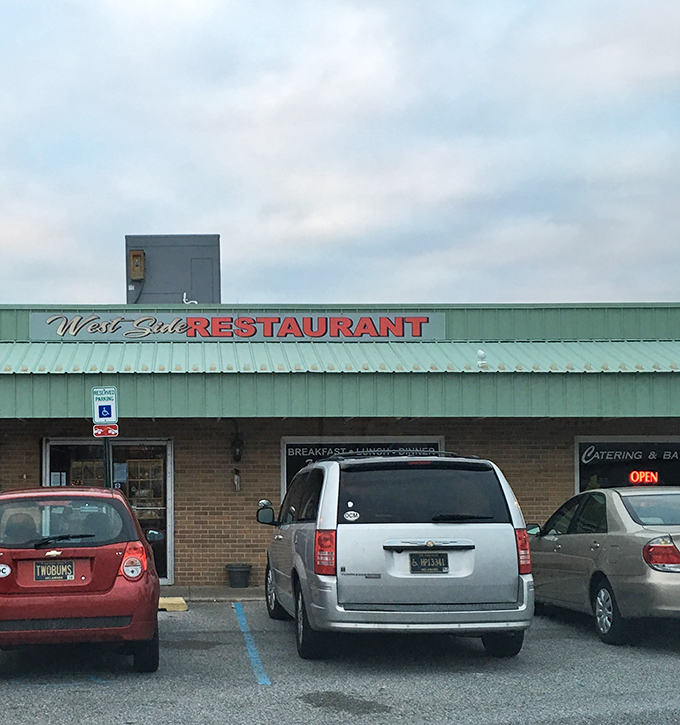 The unassuming exterior of Westside Restaurant proves once again that culinary treasures often hide behind the most modest facades.