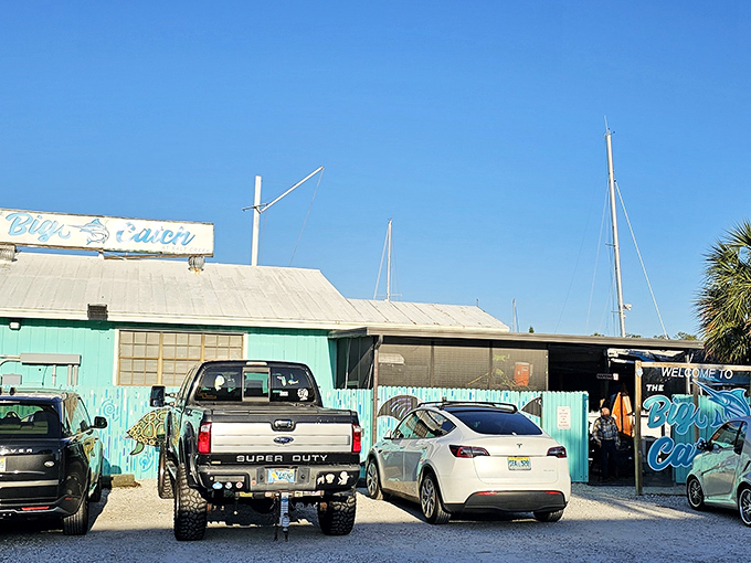 The turquoise facade of The Big Catch isn't trying to hide &ndash; it's proudly announcing that Florida seafood magic happens here, no reservations about reservations.