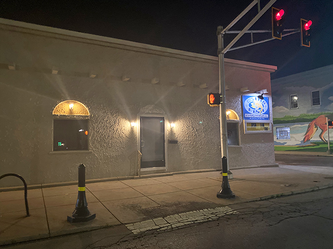 Who says you can't judge a book by its cover? This unassuming exterior hides Fort Wayne's most delicious secret.