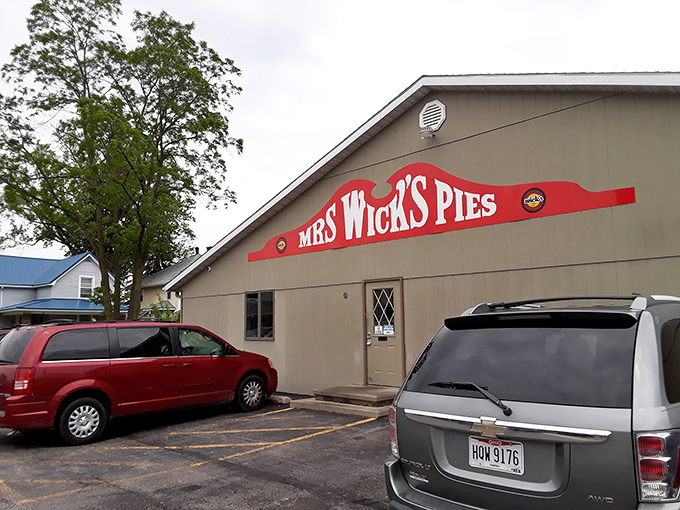 The bold red signage promises pie paradise, and inside, those promises are kept with buttery, flaky conviction.