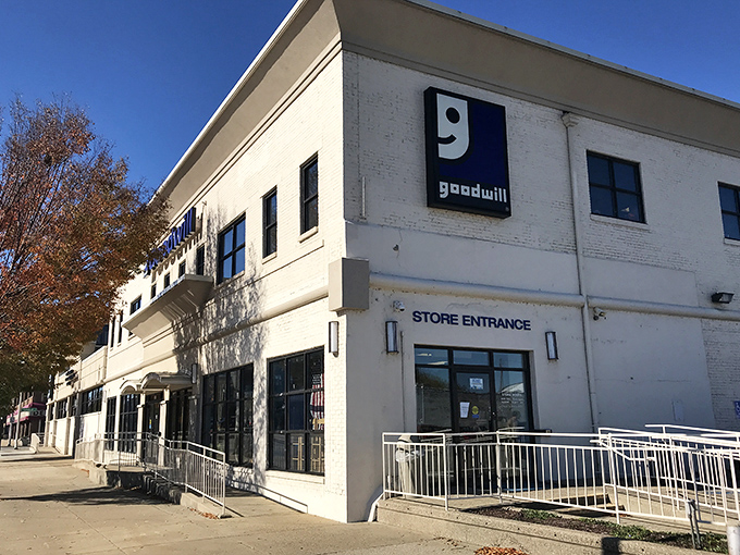 That iconic blue "g" logo beckons bargain hunters like a lighthouse for the fiscally responsible. Your treasure hunt begins here.