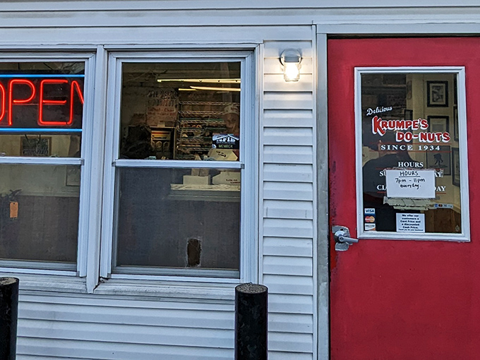 The unassuming red door of donut paradise. Like finding a speakeasy for sugar fiends, Hagerstown locals know this entrance leads to pure bliss.