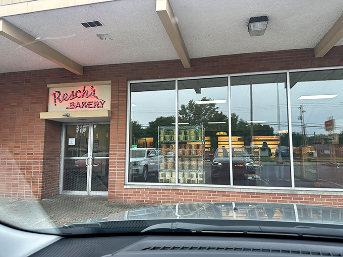 The iconic neon sign beckons like a lighthouse for carb-lovers. Resch's brick exterior may be humble, but inside lies Columbus's sweetest treasure.