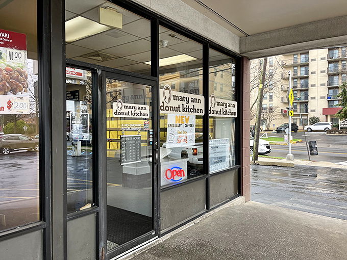 No fancy design awards here&mdash;just the promise of exceptional baked goods that keeps locals coming back. Sometimes the best treasures hide in plain sight.