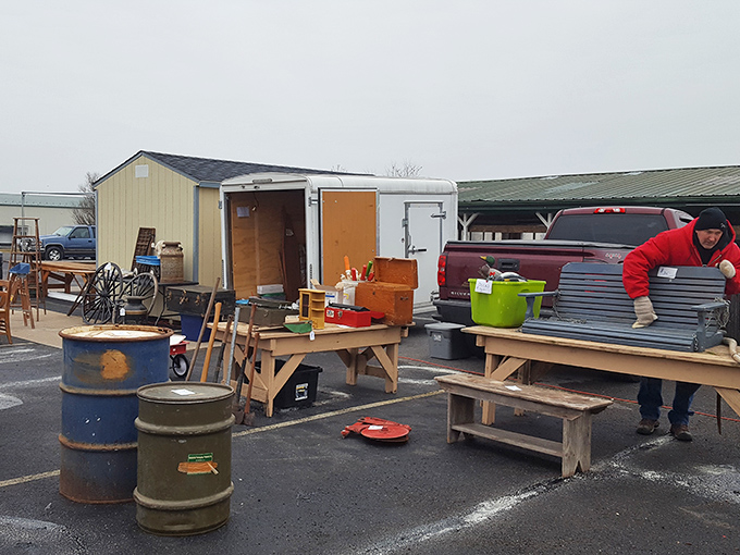 Same scene, different perspective &ndash; like finding that perfect vintage item you didn't know you needed until this very moment at the flea market.