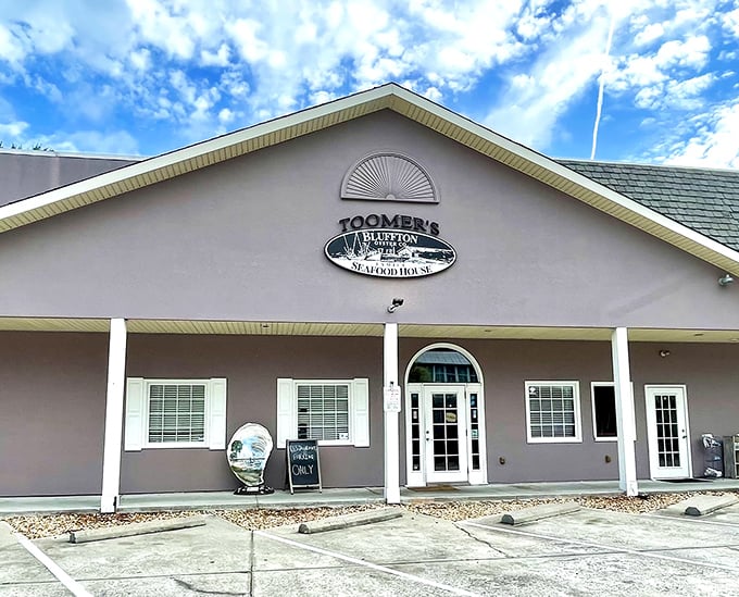 Welcome to seafood paradise, where the building's modesty hides treasures that would make Poseidon jealous.