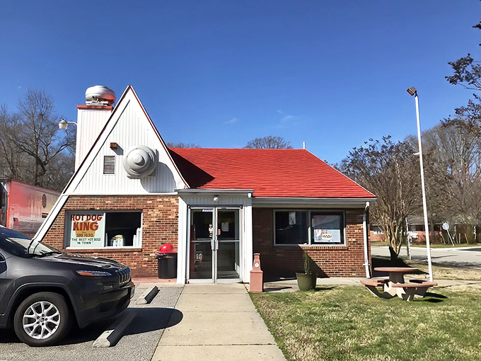 The iconic A-frame with its fire-engine red roof stands like a beacon of hope for the hungry. Comfort food architecture at its finest!