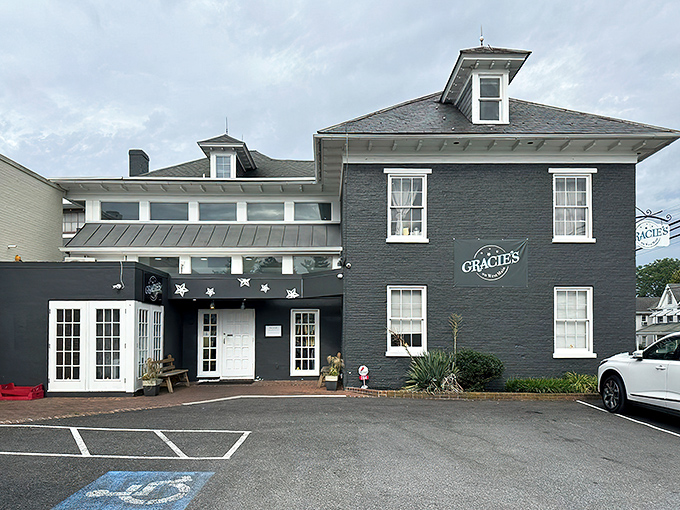 The stately navy blue exterior of Gracie's On West Main stands proudly in Leola, like a dignified host waiting to welcome hungry travelers home.