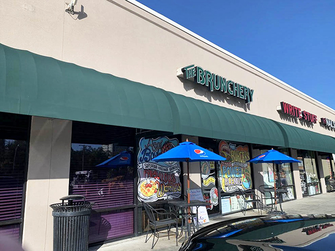 The unassuming green awning of The Brunchery beckons like a breakfast beacon in South Tampa, promising homestyle delights within.