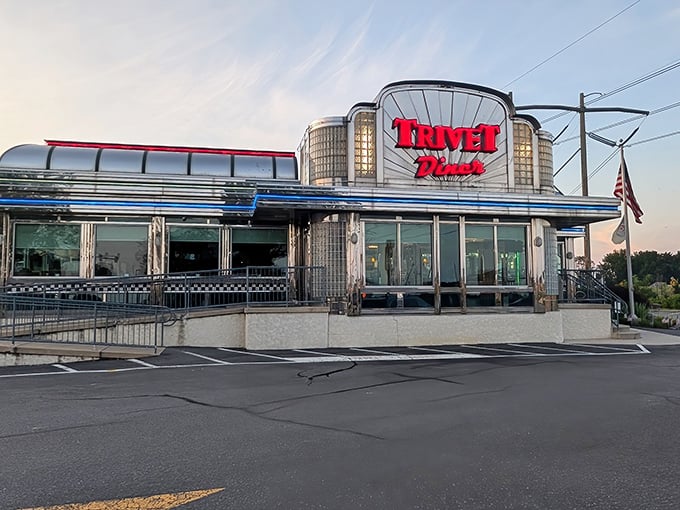 With its chrome shine and Art Deco flair, Trivet Diner looks like a time machine to an era when meals were hearty and conversations lingered face-to-face.