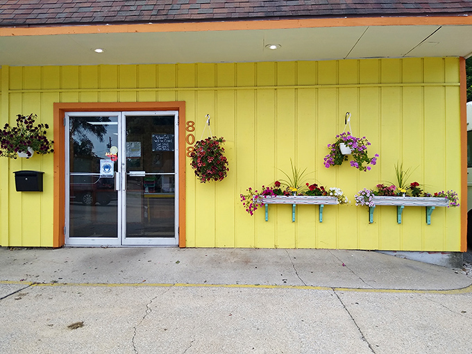 That sunshine-yellow exterior isn't just eye-catching&mdash;it's a promise of the warmth waiting inside. Like a beacon of breakfast hope on a cloudy Indiana morning.