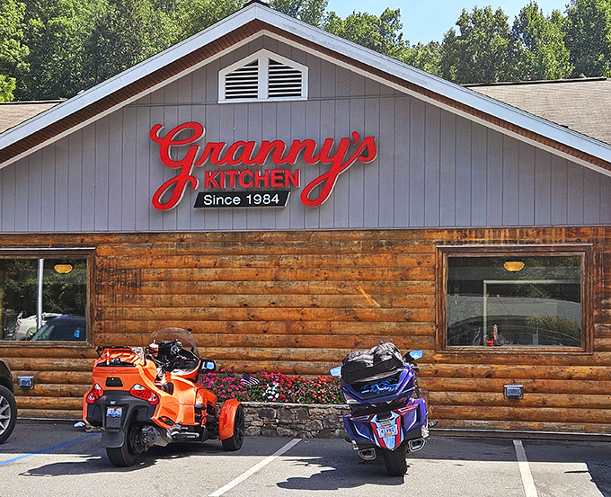 Welcome to comfort food paradise, where the parking lot's always full and nobody's complaining about it.