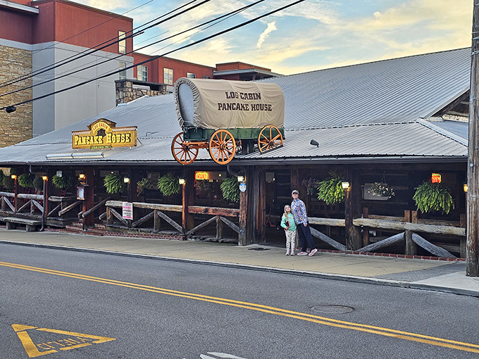 The iconic wagon-topped exterior welcomes you with rustic charm, promising mountain hospitality and pancakes worth writing home about.