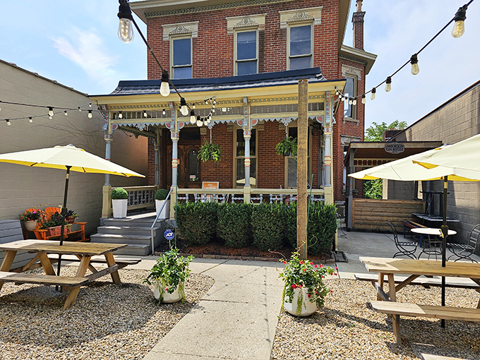 This historic brick building in Columbus's Brewery District doesn't just house a BBQ joint&mdash;it's practically a smoke-scented time machine to flavor country.