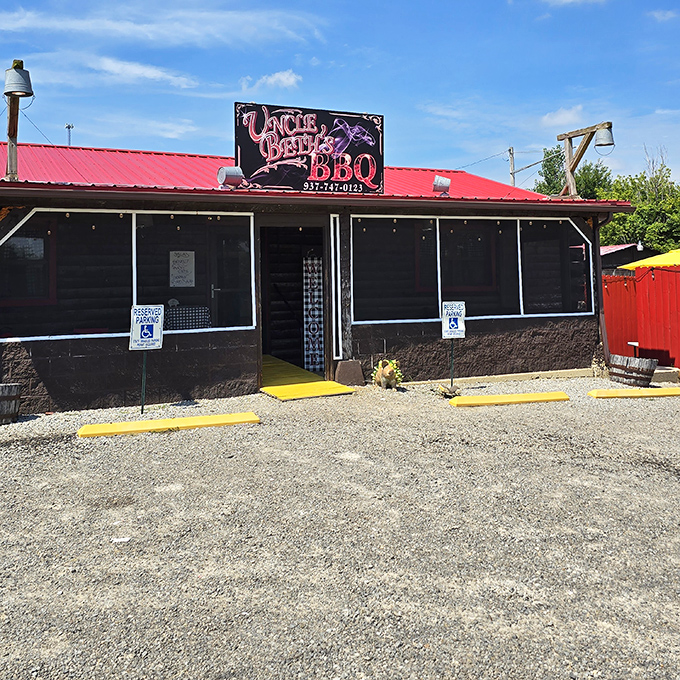 The unassuming exterior of Uncle Beth's BBQ belies the smoky treasures within. That bright red roof is like a beacon for barbecue lovers across Ohio.