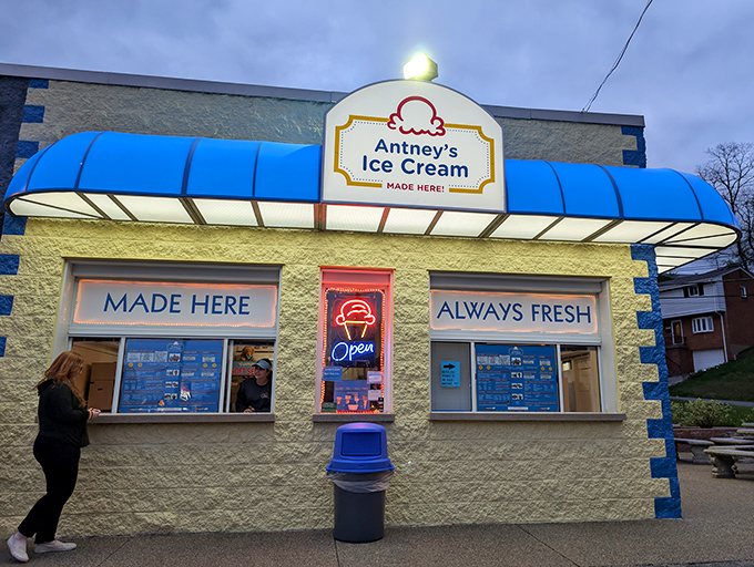 The iconic yellow and blue exterior of Antney's draws crowds even as the sun begins to set. Pittsburgh's worst-kept secret is worth every minute in line.