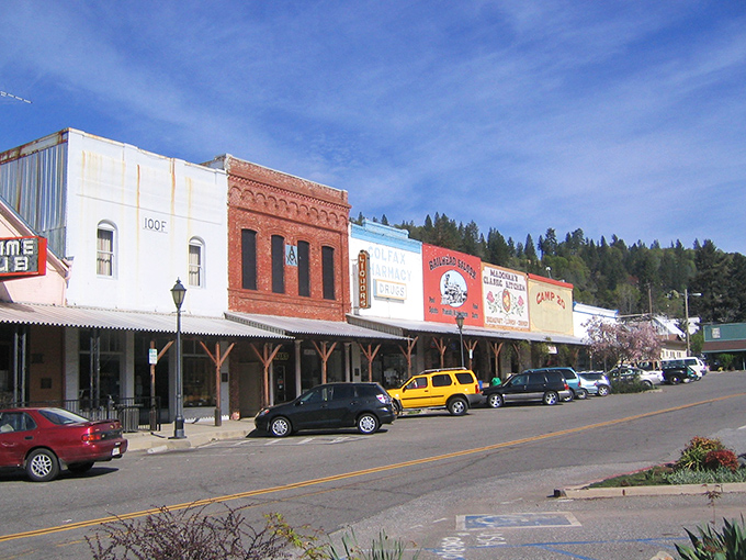 Downtown Colfax looks like a movie set where small-town America still thrives, complete with historic storefronts that whisper Gold Rush tales.