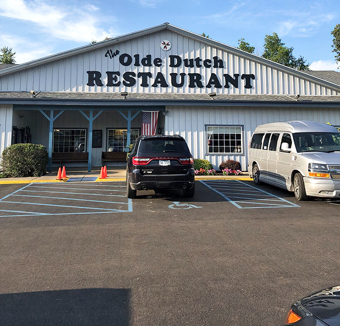 Another angle of this humble roadside haven where comfort food reigns supreme and calories dare not be counted.