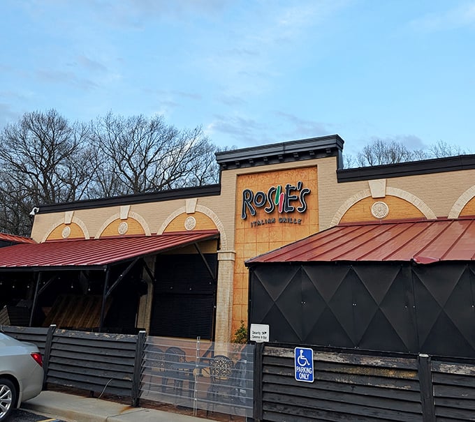 The unassuming exterior of Rosie's Italian Grille hides culinary treasures within, like finding a Ferrari parked behind a garden shed.