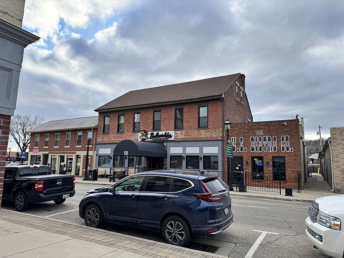 Downtown Miamisburg welcomes hungry travelers with the promise of barbecue bliss. This historic brick building hides smoky treasures within.