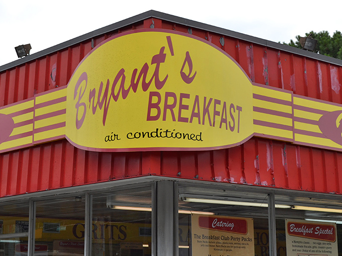 The bright red exterior of Bryant's stands like a breakfast beacon on Summer Avenue, promising morning salvation to hungry Memphians since 1968.