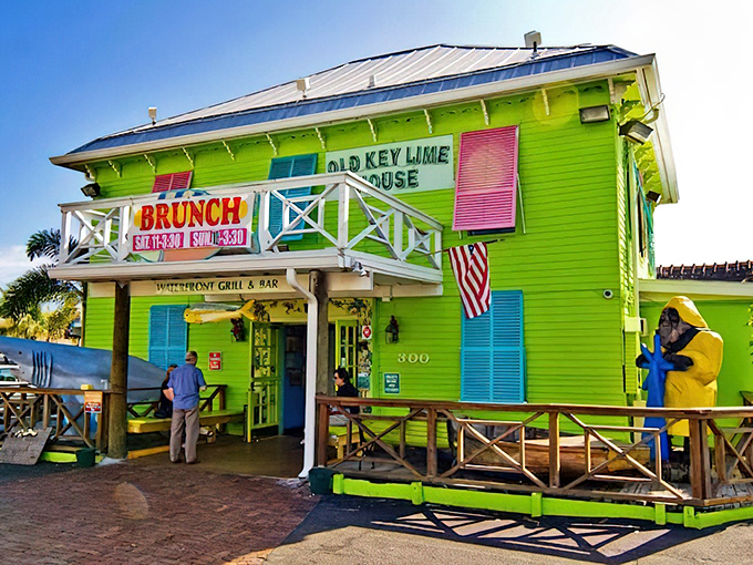The lime-green landmark that screams "Florida!" louder than a retiree who just found out early bird specials are canceled. Old Key Lime House's vibrant exterior welcomes hungry travelers.