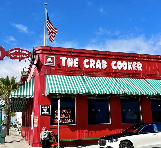 The Crab Cooker&rsquo;s fire-engine red exterior is impossible to miss&mdash;just like the craving it sparks on Newport&rsquo;s peninsula