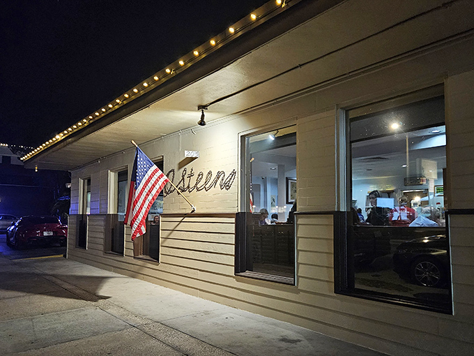 The unassuming exterior of O'Steen's belies the culinary treasures within. Like finding a pearl in an oyster, this modest fa&ccedil;ade hides seafood greatness. 