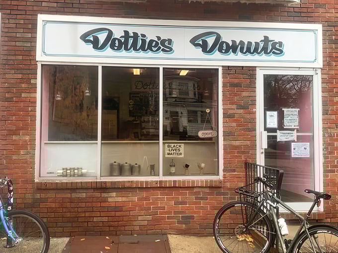 A closer look at Dottie's exterior reveals a neighborhood gem where locals and visitors alike line up for plant-based perfection.