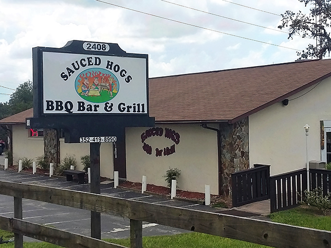 The unassuming exterior of Sauced Hogs hides a barbecue paradise within. Like finding a diamond in your backyard&mdash;unexpected but absolutely delightful.