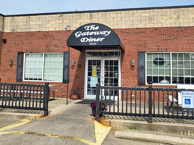 The unassuming brick exterior of The Gateway Diner proves once again that culinary treasures often hide behind modest facades.