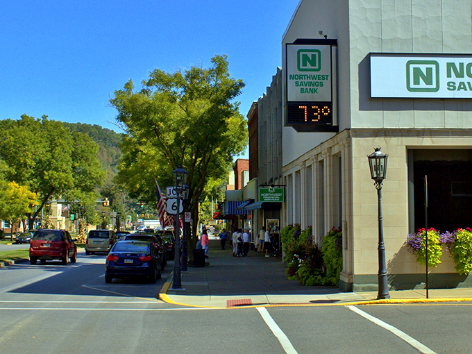 Wellsboro's Main Street feels like Norman Rockwell painted it yesterday, complete with gas lamps that make evening strolls magical.