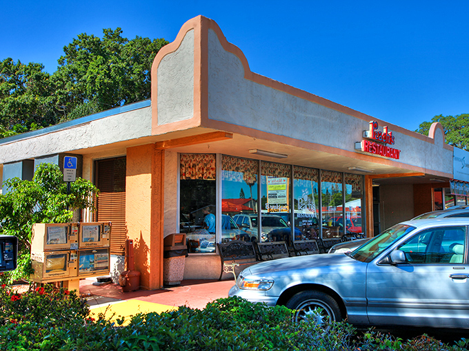 This retro-modern storefront proves that good things really do come to those who wait for a table.