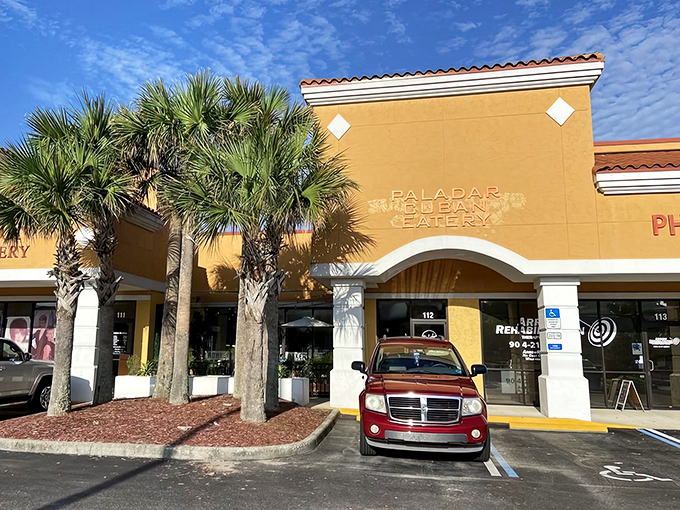 The cheerful exterior beckons like a postcard from Havana, promising authentic flavors that'll transport you faster than any passport could.