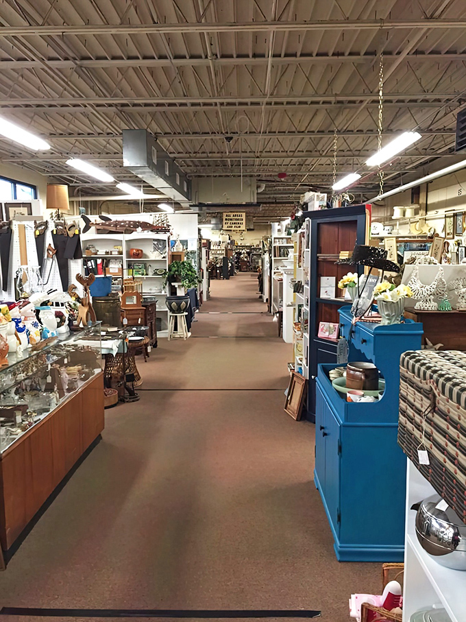 The unassuming exterior of Emmitsburg Antique Mall proves that treasure-hunting rule #1: never judge an antique store by its cover.